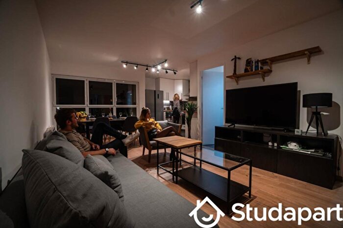 Appartement à louer - Ville Nouvelle-Centre Est, Noisiel - 1 pièce - 2 chambres