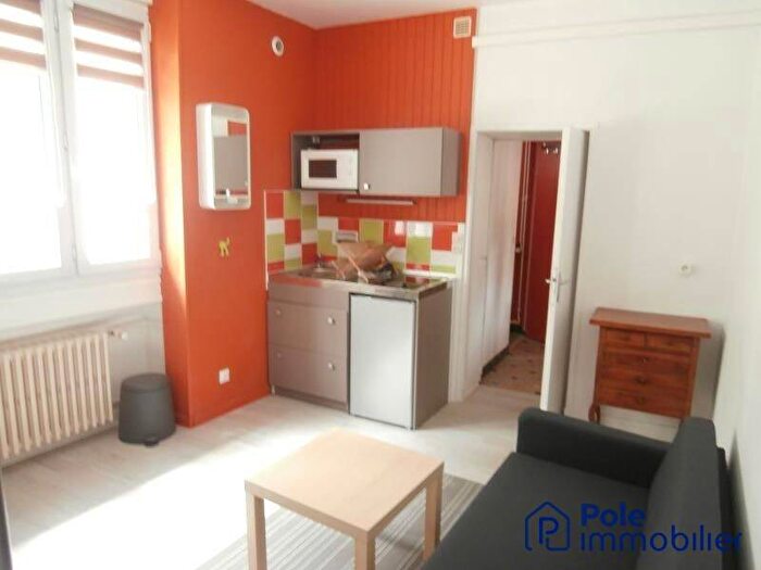 Saint Jean Eudes-Saint Gilles, Caen : Appartement 1 pièce à louer