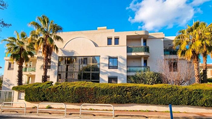 Appartement à louer - Cimiez, Nice - 2 pièces - 1 chambre