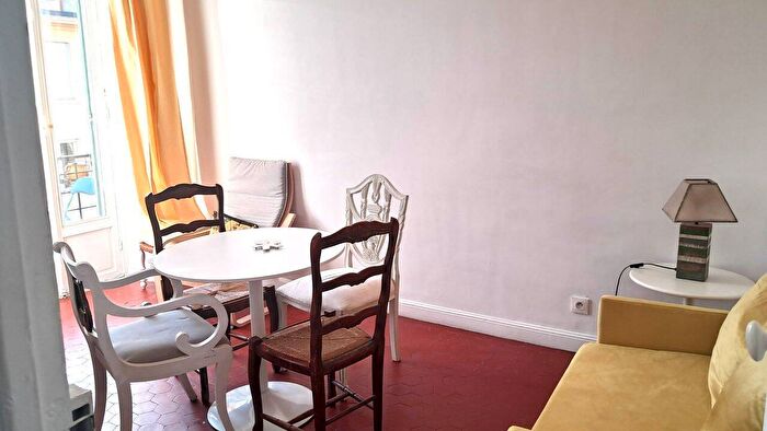 Saint-Pierre-De-Féric, Nice - Appartement 3 pièces à louer