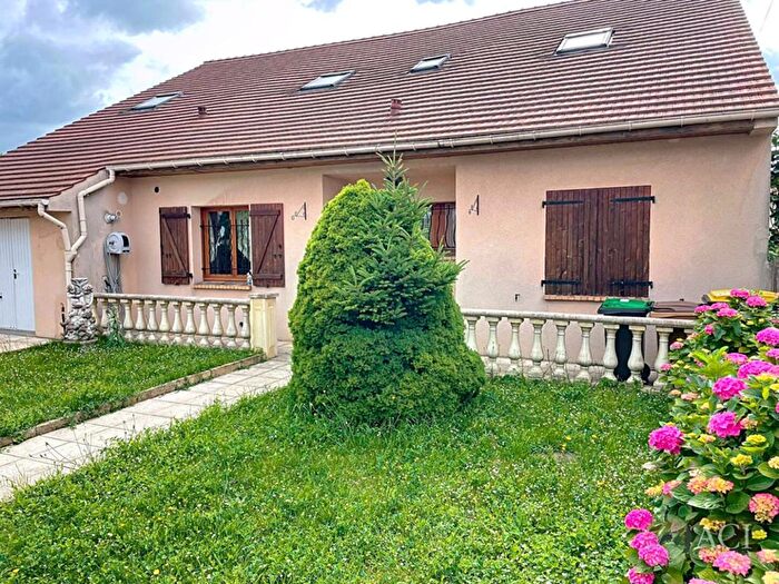 Maison à vendre - Montmagny - 10 pièces - 8 chambres