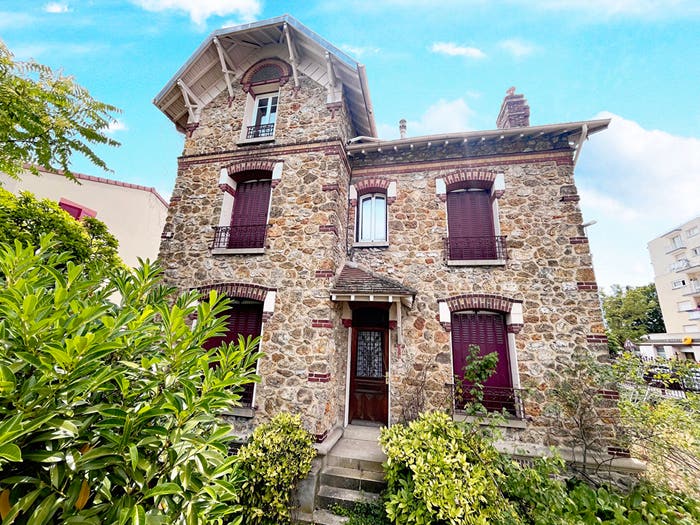 Maison 9 pièces à Achères, Centre-ville, Cité de la Barricade, à vendre