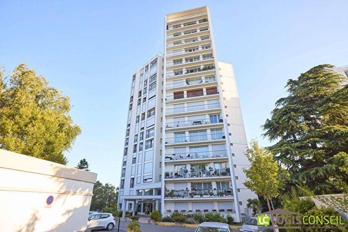 Appartement à vendre - Châtillon - 4 pièces - 2 chambres