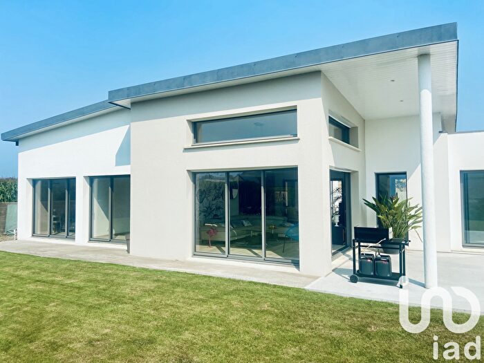 Maison à vendre - Saint-Divy - 6 pièces - 3 chambres