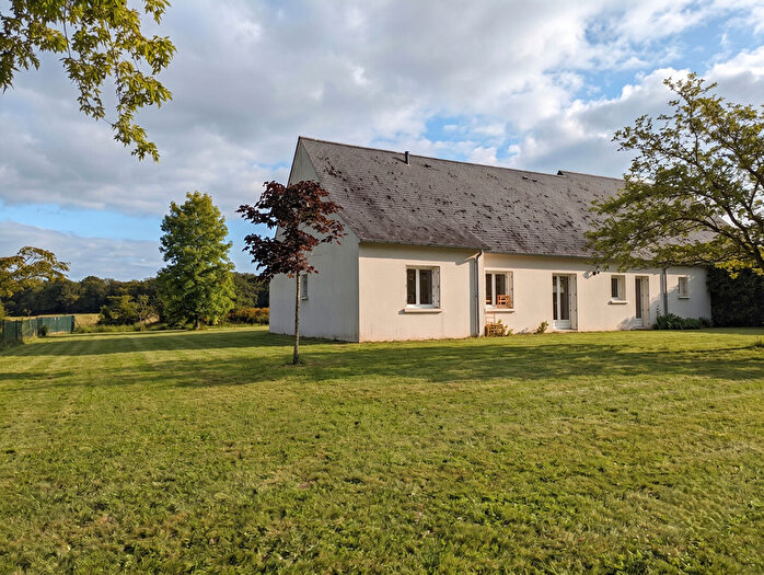 Civray-de-Touraine : Maison 7 pièces à vendre