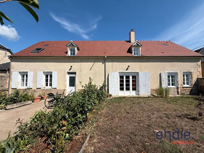 Maison 8 pièces à Ourouer-les-Bourdelins, à vendre