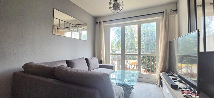 Appartement à vendre - Yerres, Rives de lYerres, Tournelles - 2 pièces - 1 chambre