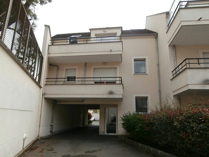 Appartement à louer - Nord Est, Gretz-Armainvilliers - 1 pièce