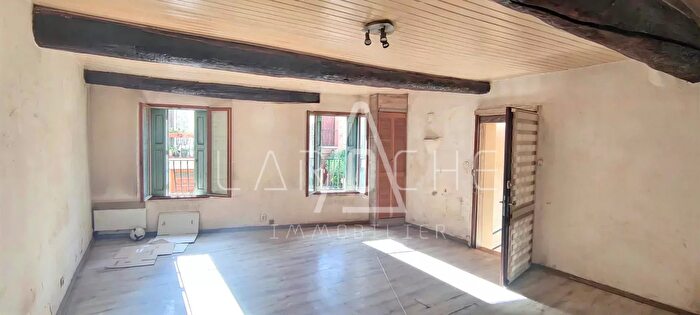 Maison à vendre - Fourques - 5 pièces - 3 chambres