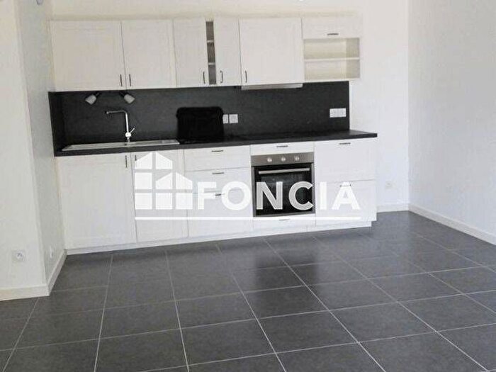 Appartement 2 pièces à Nord, Vizille, à louer
