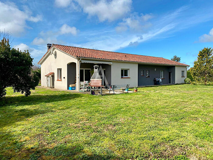 Maison à vendre - Mirepoix-sur-Tarn - 5 pièces - 4 chambres