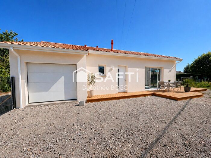 Maison 4 pièces à vendre à Le Barp