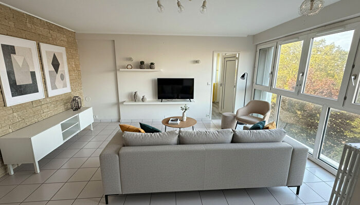 Soisy-sous-Montmorency, Noyers, Centre Commercial : Appartement 3 pièces à vendre