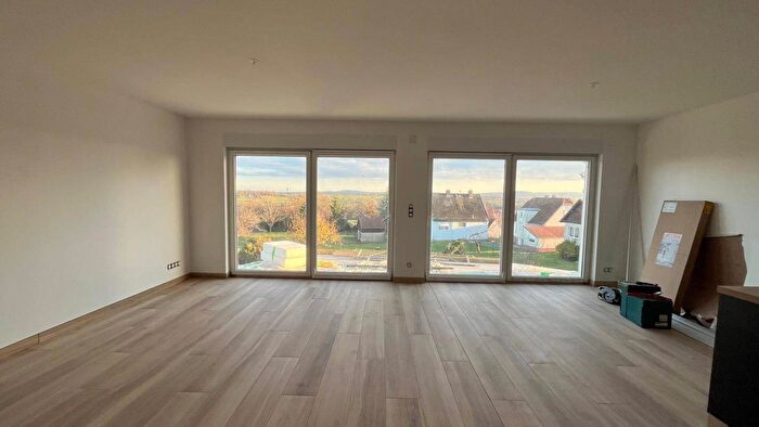 Appartement à louer - Otterswiller - 4 pièces - 3 chambres