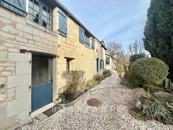 Distré : Maison 10 pièces à vendre