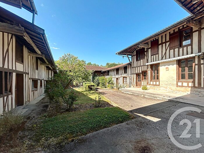 Maison à vendre - Saint-Amand-sur-Fion - 8 pièces - 5 chambres