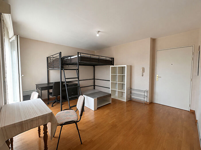 Appartement 1 pièce à vendre à Longjumeau, Centre-ville, Mairie