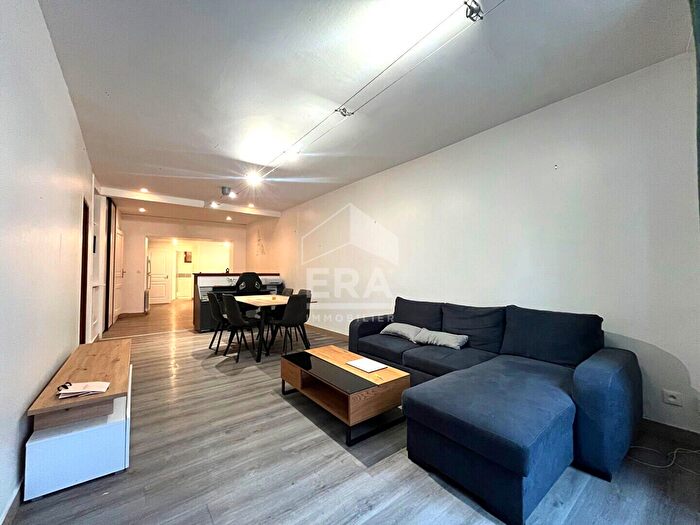 Appartement à louer - Blois, Centre-ville - 3 pièces - 2 chambres