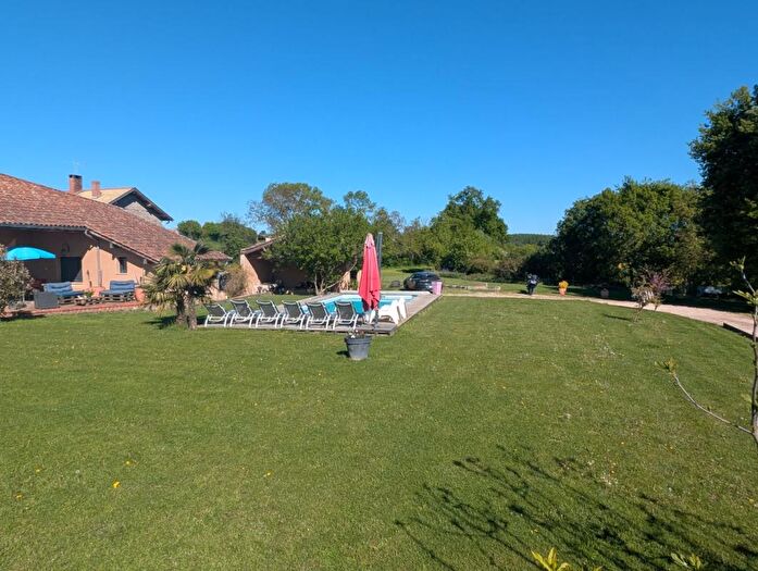Châtillon-sur-Chalaronne - Maison 8 pièces à vendre