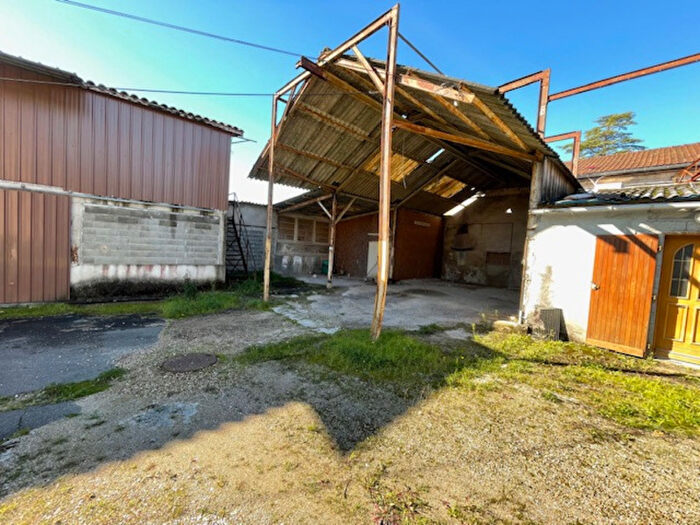 Maison à vendre - LIsle-dEspagnac - 1 pièce