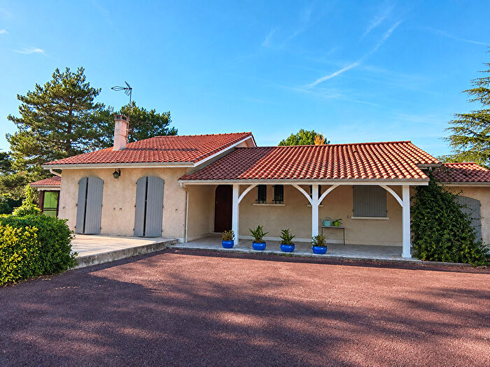 Maison 4 pièces à louer - Galgon