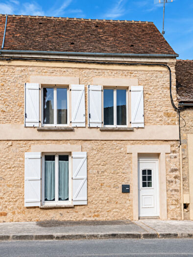 La Chapelle-la-Reine : Maison 4 pièces à louer