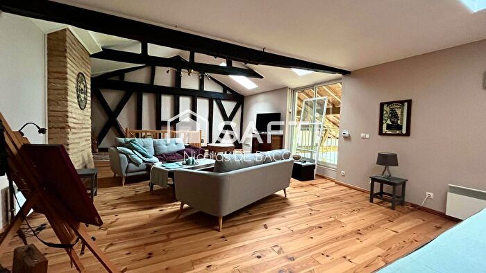 Maison à vendre - Razimet - 8 pièces - 8 chambres