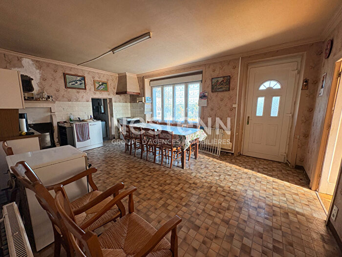 Maison à vendre - Lamballe, Centre-ville - 6 pièces - 3 chambres