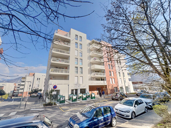 Appartement à vendre - Seynod, Centre-ville - 3 pièces - 2 chambres