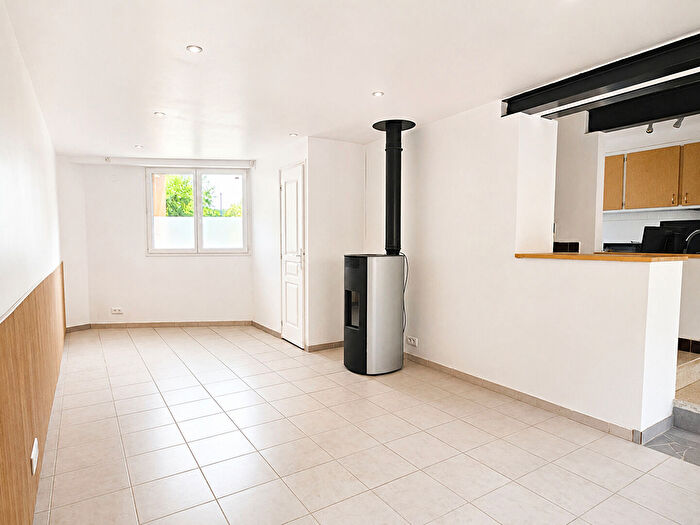 Maison 3 pièces à louer à Aix-en-Provence, Les Milles
