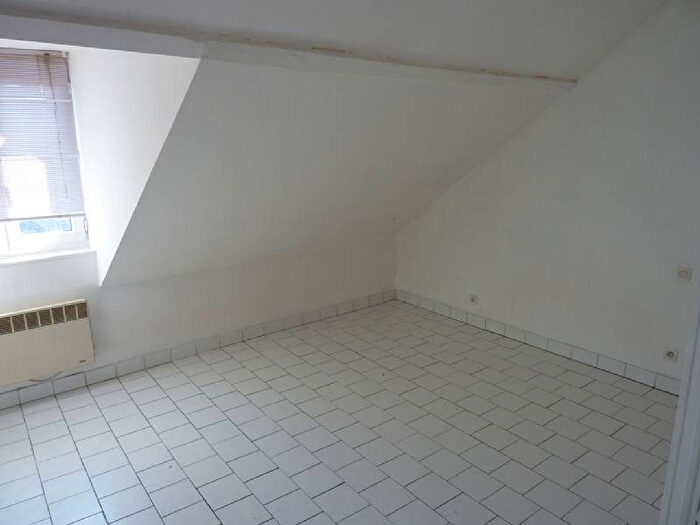 Appartement à louer - Forges-les-Eaux - 1 pièce