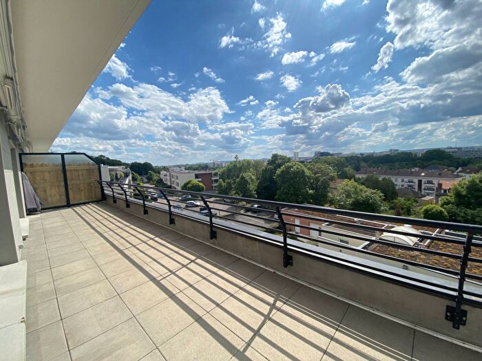 Appartement à louer - Metz - 5 pièces - 3 chambres