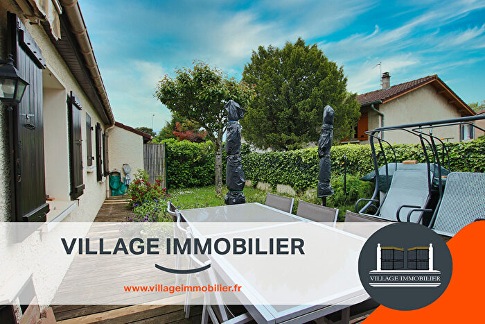 Maison à vendre - Saint-Priest, Revaison - 4 pièces - 3 chambres