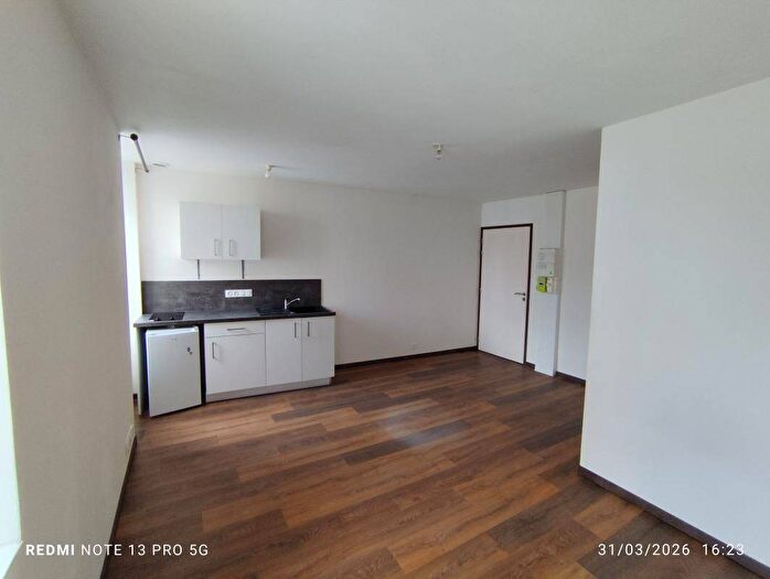 Appartement à louer - Eglise-Lannouchen-Cité Marine, Landivisiau - 2 pièces - 1 chambre