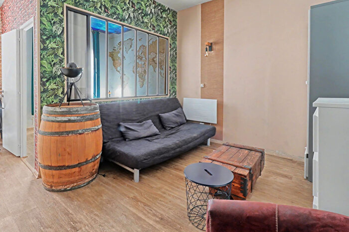 Appartement 2 pièces à Lyon 1er, Haut, Coeur des Pentes, à vendre