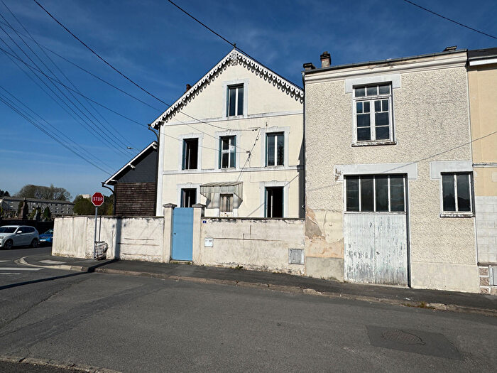 Maison 5 pièces à Charleville-Mézières, Etion, à vendre