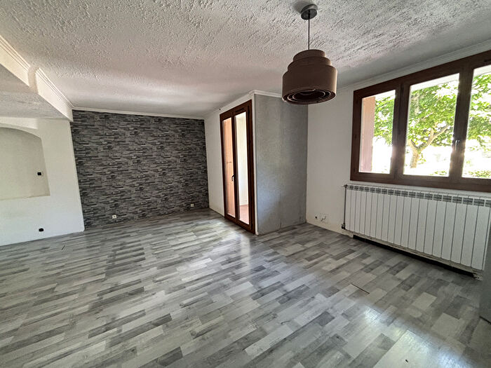 Marseille 13ème, Saint-Mitre : Appartement 5 pièces à vendre