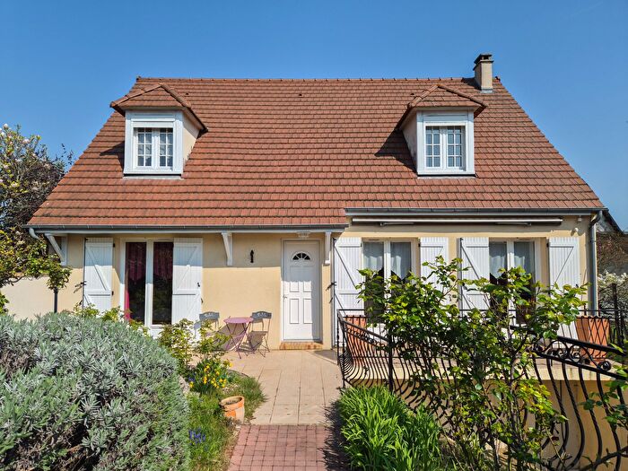 Maison à vendre - Montlhéry - 6 pièces - 4 chambres