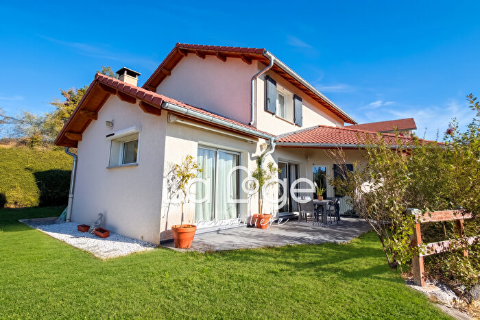 Maison 5 pièces à La Freissinouse, à vendre