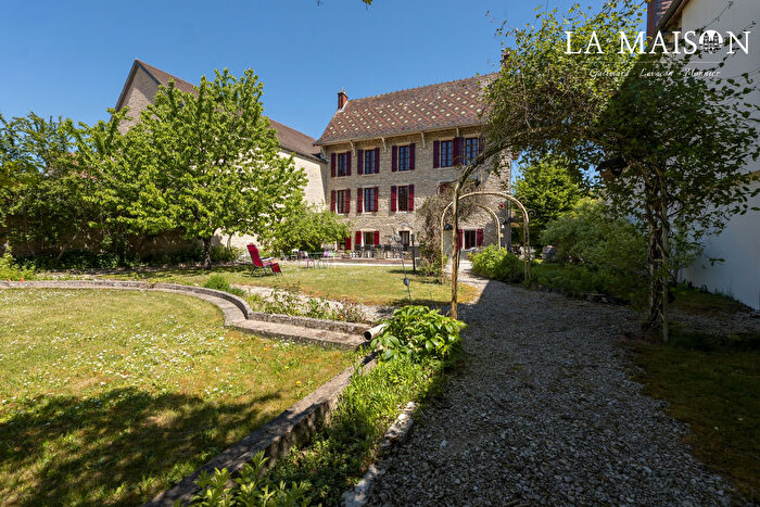 Maison 8 pièces à vendre à Fleurey-sur-Ouche