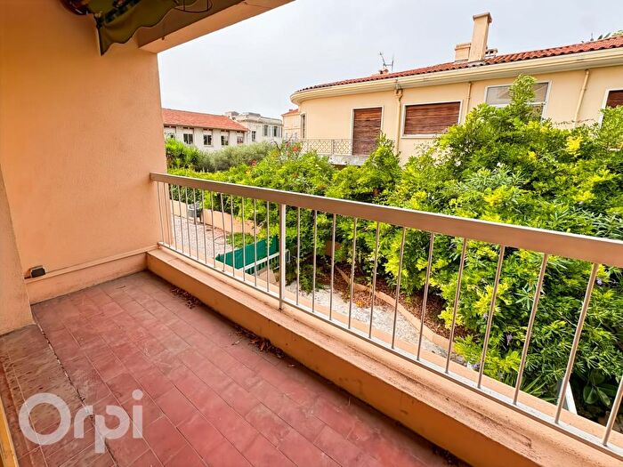 Appartement 1 pièce à vendre à Cannes, Prado, République