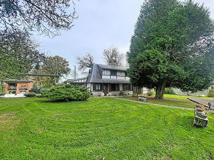 Maison à vendre - Bouquetot - 5 pièces - 3 chambres