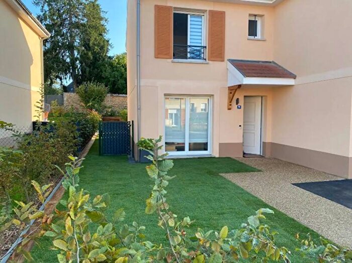 Maison à louer - La Queue-les-Yvelines - 5 pièces - 4 chambres