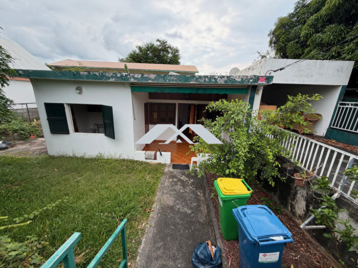 Maison à vendre - La Possession, Centre-ville, Ravine à Maquet, Ravine des Lataniers - 4 pièces - 3 chambres