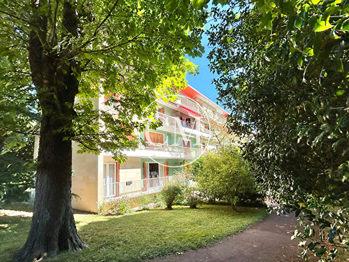 Appartement à vendre - Sèvres, Croix-Bosset, Monesse, Brancas - 4 pièces - 2 chambres