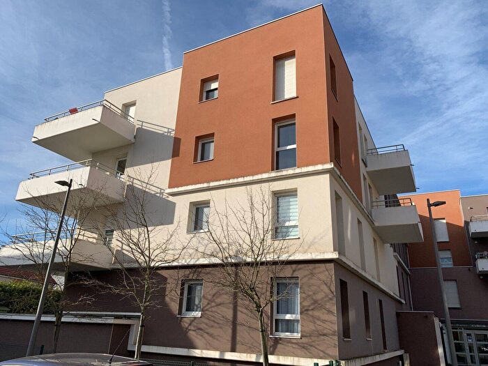 Appartement à louer - Nord et Sud Est, Terville - 2 pièces - 1 chambre