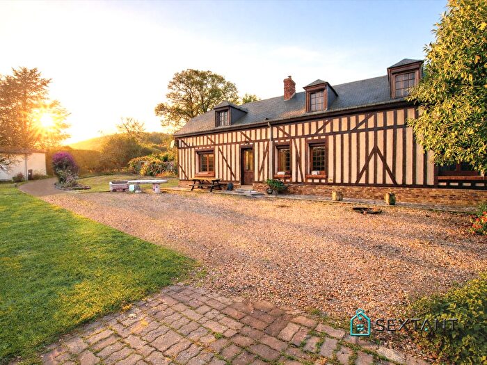 Maison 8 pièces à vendre à Acquigny