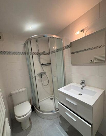 Appartement à louer - Maurepas, LAgiot - 1 pièce