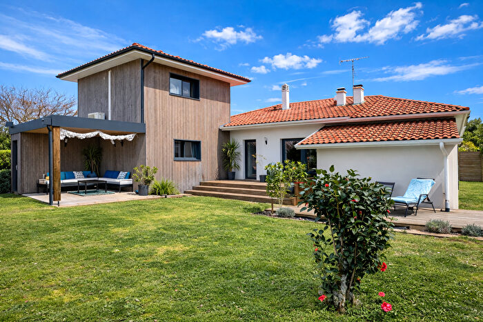 Maison à vendre - Tosse - 6 pièces - 5 chambres
