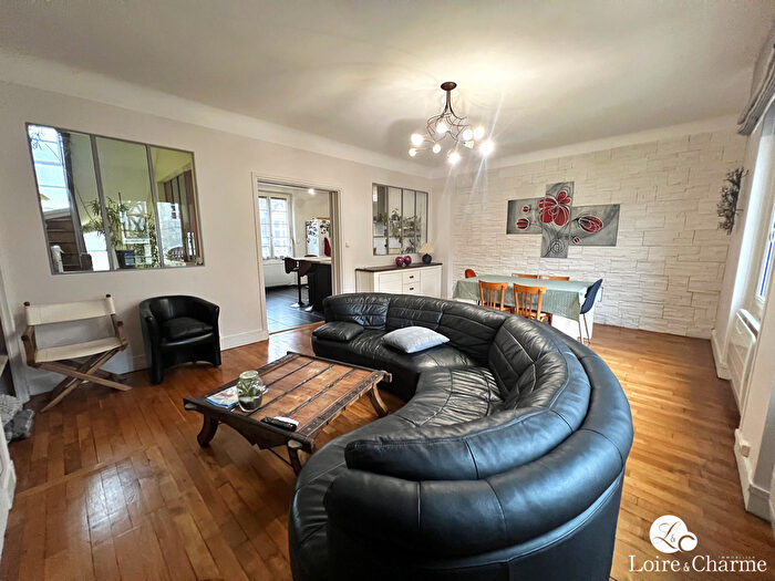 Maison à vendre - Blois, Centre-ville - 7 pièces - 4 chambres